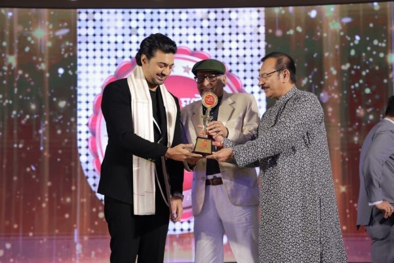 Dev (Bengali Actor) Wiki, Age, Wife, Family, Biography & More ...